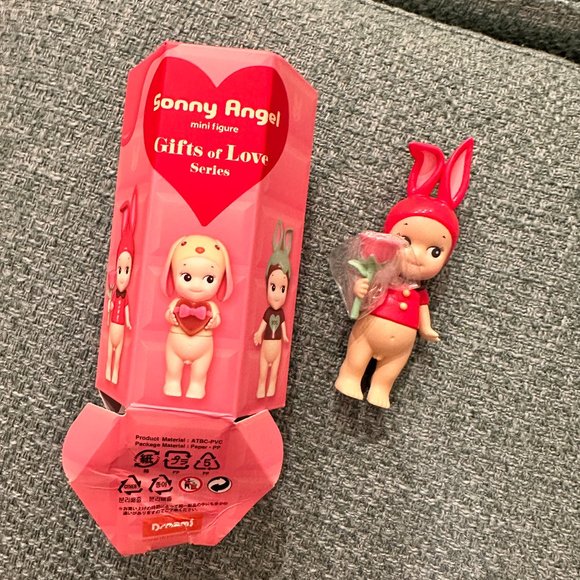Sonny Angel | Toys | Sonny Angel Gifts Of Love 224 Rose Red Rabbit ...